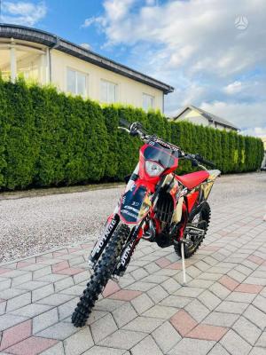 Gas Gas EC 2022 in Kaunas, with an engine capacity of 0.35 L and mileage of 0 thousand km for 6200 €, photo 4 on AUTOMOTO.COM.LV