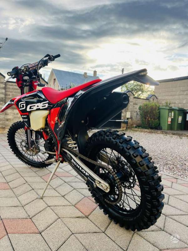 Gas Gas EC 2022 in Kaunas, with an engine capacity of 0.35 L and mileage of 0 thousand km for 6200 €, photo 5 on AUTOMOTO.COM.LV