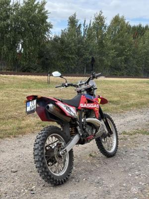 Sarkans Gas Gas EC 2006 Kauņa, ar dzinēja tilpumu 0.25 L un nobraukumu 17 tūkst. km par 3500 €, foto 5 vietnē AUTOMOTO.COM.LV