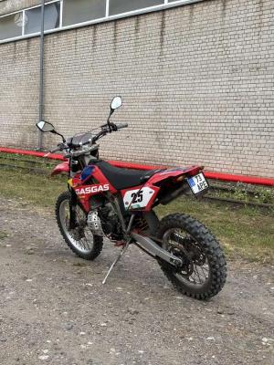 Sarkans Gas Gas EC 2006 Kauņa, ar dzinēja tilpumu 0.25 L un nobraukumu 17 tūkst. km par 3500 €, foto 6 vietnē AUTOMOTO.COM.LV