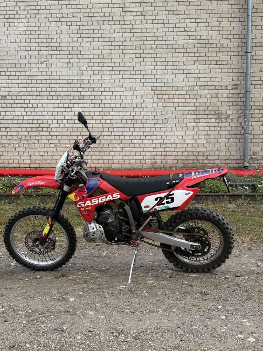 Sarkans Gas Gas EC 2006 Kauņa, ar dzinēja tilpumu 0.25 L un nobraukumu 17 tūkst. km par 3500 €, foto 7 vietnē AUTOMOTO.COM.LV