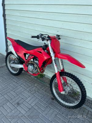 Gas Gas MC 250F 2023 in Tallinn, with an engine capacity of 0.00 L and mileage of 0 thousand km for 3990 €, photo 4 on AUTOMOTO.COM.LV