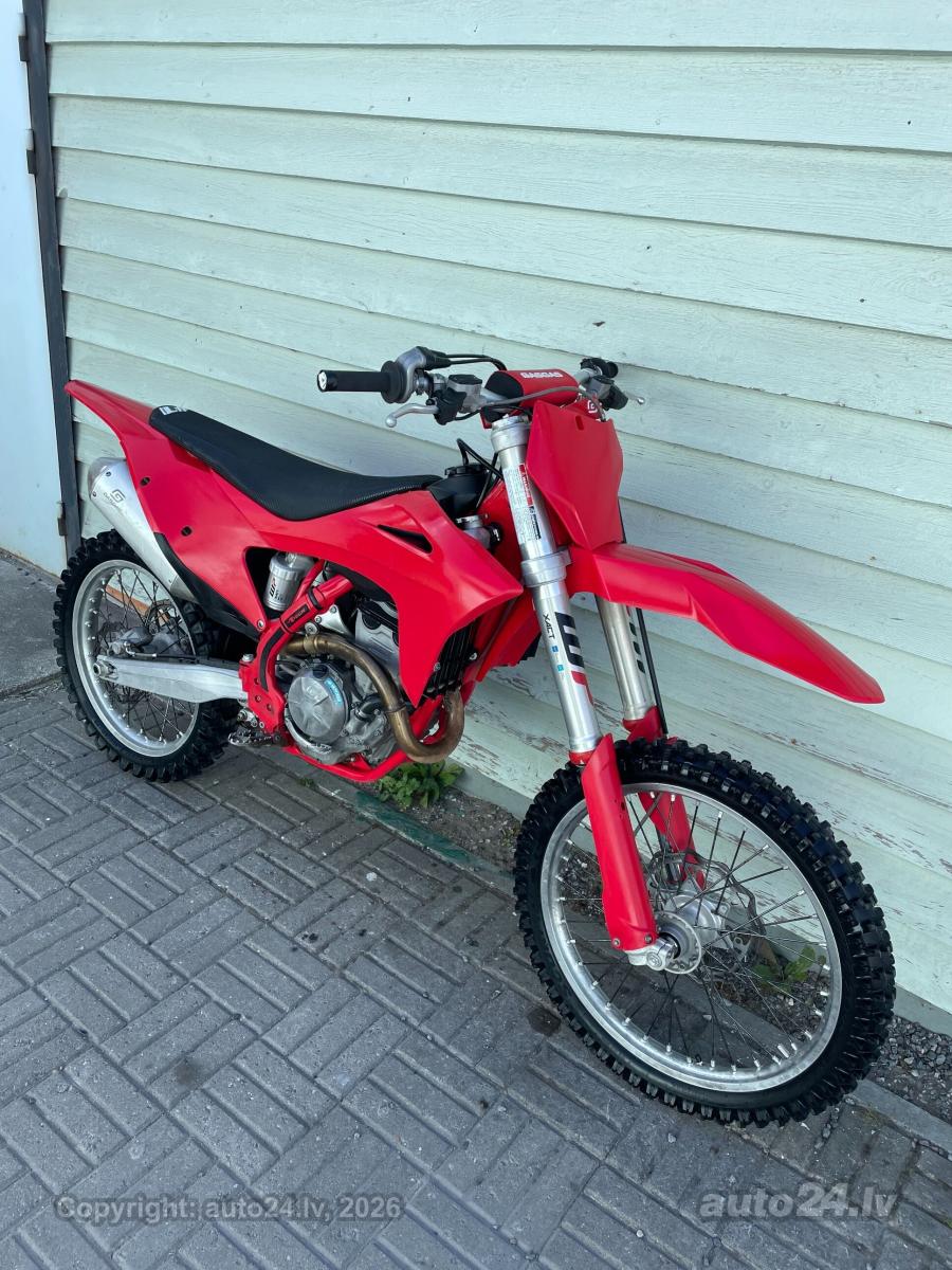 Gas Gas MC 250F 2023 in Tallinn, with an engine capacity of 0.00 L and mileage of 0 thousand km for 3990 €, photo 4 on AUTOMOTO.COM.LV