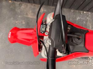 Красный Gas Gas MC 50 2024 в Таллин, объемом двигателя 50.00 л и пробегом 0 тыс. км за 2600 €, фото 4 на AUTOMOTO.COM.LV
