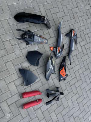 Melns Gas Gas MC 2021 Tauragė, ar dzinēja tilpumu 85.00 L un nobraukumu 1 tūkst. km par 2500 €, foto 12 vietnē AUTOMOTO.COM.LV