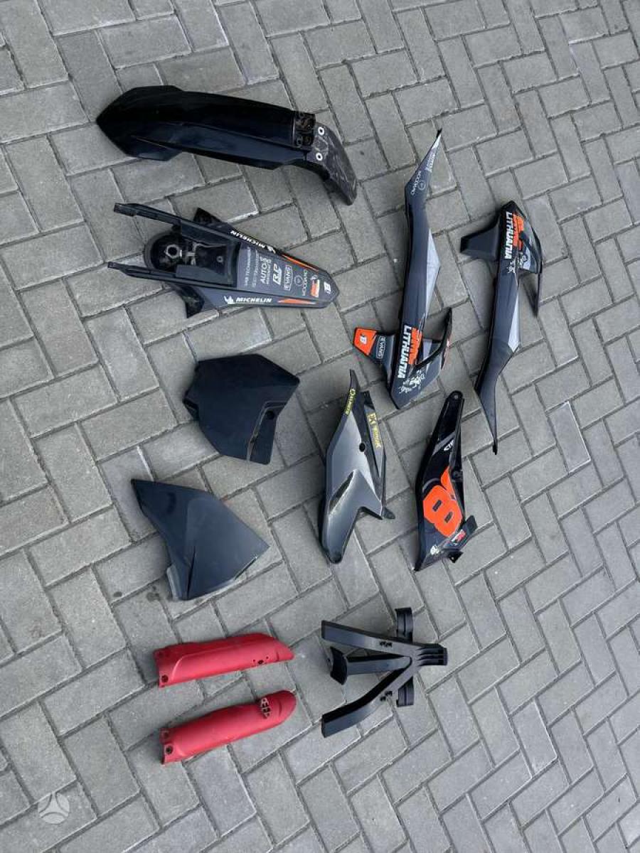 Melns Gas Gas MC 2021 Tauragė, ar dzinēja tilpumu 85.00 L un nobraukumu 1 tūkst. km par 2500 €, foto 12 vietnē AUTOMOTO.COM.LV