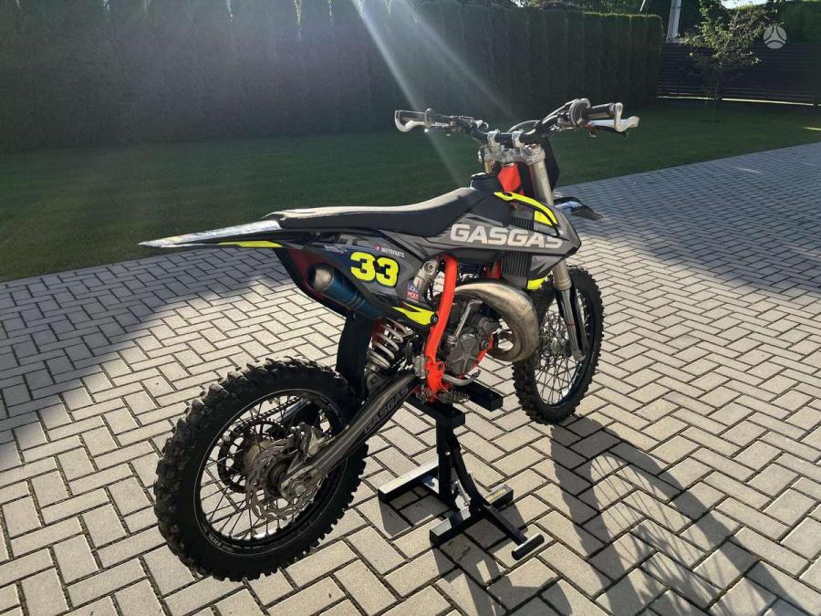 Melns Gas Gas MC 2021 Tauragė, ar dzinēja tilpumu 85.00 L un nobraukumu 1 tūkst. km par 2500 €, foto 18 vietnē AUTOMOTO.COM.LV