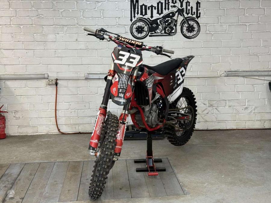 Black Gas Gas MC 2022 in Silute, with an engine capacity of 0.25 L and mileage of 0 thousand km for 3850 €, photo 6 on AUTOMOTO.COM.LV