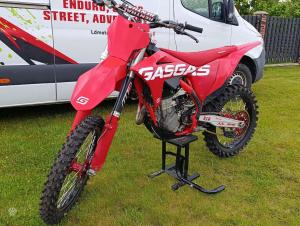 Gas Gas MC 2021 Vievis, ar dzinēja tilpumu 0.45 L un nobraukumu 98 tūkst. km par 4400 €, foto 3 vietnē AUTOMOTO.COM.LV