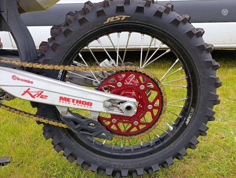 Gas Gas MC 2021 Vievis, ar dzinēja tilpumu 0.45 L un nobraukumu 98 tūkst. km par 4400 €, foto 8 vietnē AUTOMOTO.COM.LV