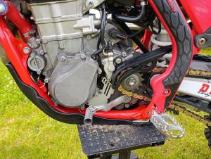 Gas Gas MC 2021 Vievis, ar dzinēja tilpumu 0.45 L un nobraukumu 98 tūkst. km par 4400 €, foto 10 vietnē AUTOMOTO.COM.LV