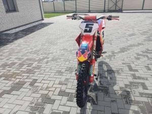 Gas Gas MC 2024 Viļņa, ar dzinēja tilpumu 0.00 L un nobraukumu 0 tūkst. km par 11000 €, foto 4 vietnē AUTOMOTO.COM.LV