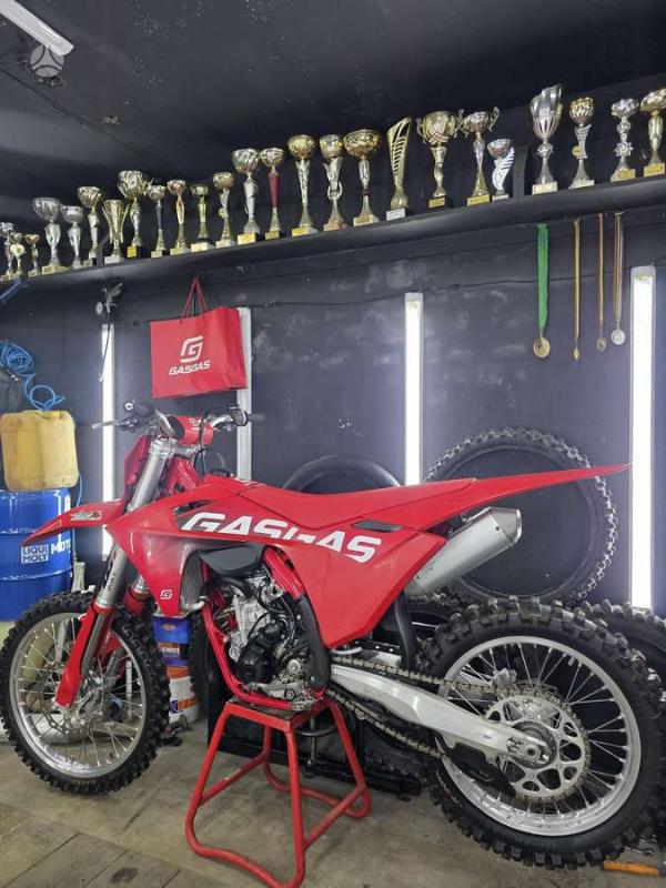Gas Gas MC 2025 in Kaunas, with an engine capacity of 0.25 L and mileage of 0 thousand km for 4500 €, photo 5 on AUTOMOTO.COM.LV