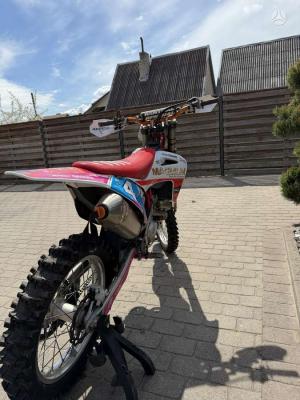 Sarkans Gas Gas MC 2023 Plungė, ar dzinēja tilpumu 0.25 L un nobraukumu 130 tūkst. km par 4700 €, foto 4 vietnē AUTOMOTO.COM.LV