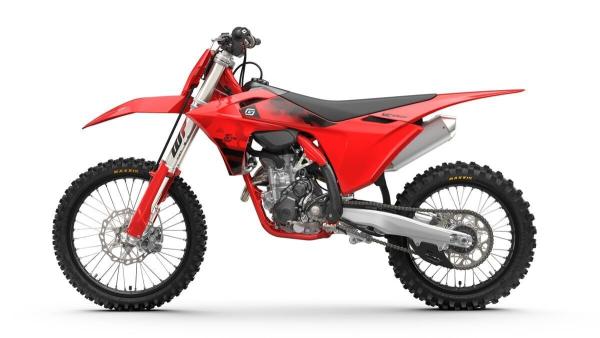 Sarkans Gas Gas MC 2026 Kauņa, ar dzinēja tilpumu 0.25 L un nobraukumu 0 tūkst. km par 9400 €, foto 6 vietnē AUTOMOTO.COM.LV