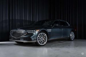 Pelēks Genesis G90 2023 Viļņa, ar dzinēja tilpumu 3.00 L un nobraukumu 52 tūkst. km par 54999 €, foto 1 vietnē AUTOMOTO.COM.LV