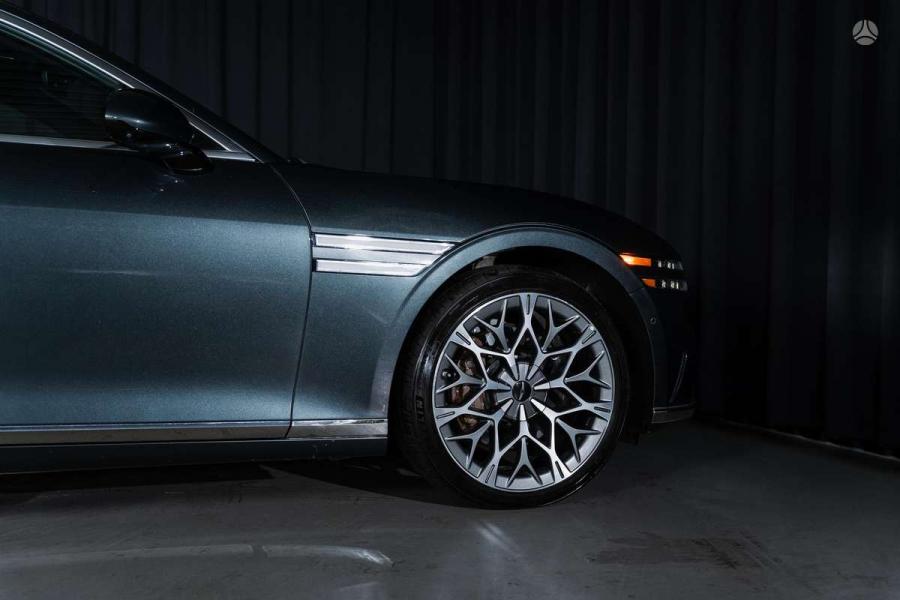 Pelēks Genesis G90 2023 Viļņa, ar dzinēja tilpumu 3.00 L un nobraukumu 52 tūkst. km par 54999 €, foto 11 vietnē AUTOMOTO.COM.LV