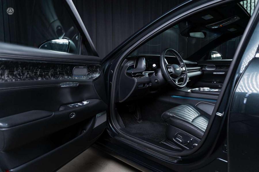 Pelēks Genesis G90 2023 Viļņa, ar dzinēja tilpumu 3.00 L un nobraukumu 52 tūkst. km par 54999 €, foto 16 vietnē AUTOMOTO.COM.LV