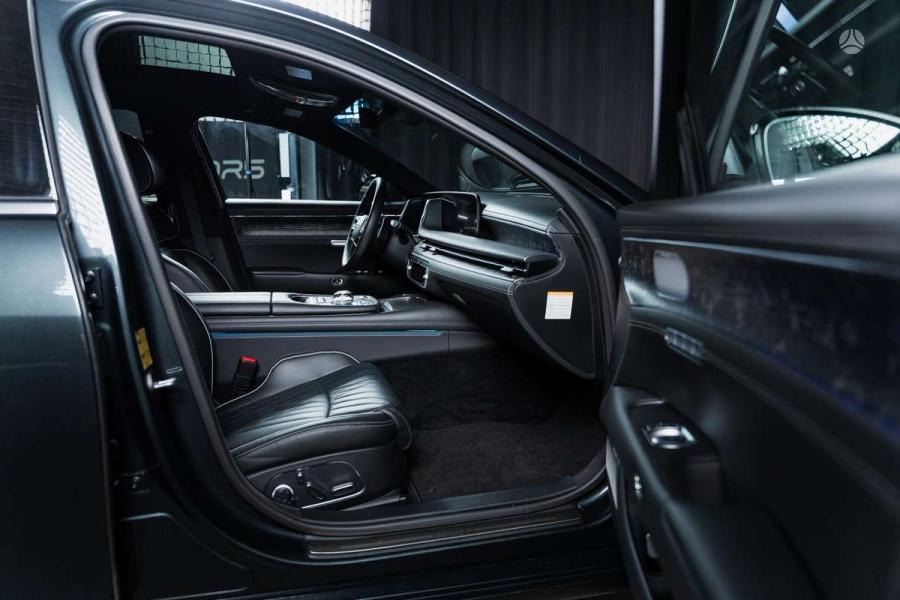 Pelēks Genesis G90 2023 Viļņa, ar dzinēja tilpumu 3.00 L un nobraukumu 52 tūkst. km par 54999 €, foto 30 vietnē AUTOMOTO.COM.LV