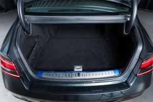 Pelēks Genesis G90 2023 Viļņa, ar dzinēja tilpumu 3.00 L un nobraukumu 52 tūkst. km par 54999 €, foto 41 vietnē AUTOMOTO.COM.LV