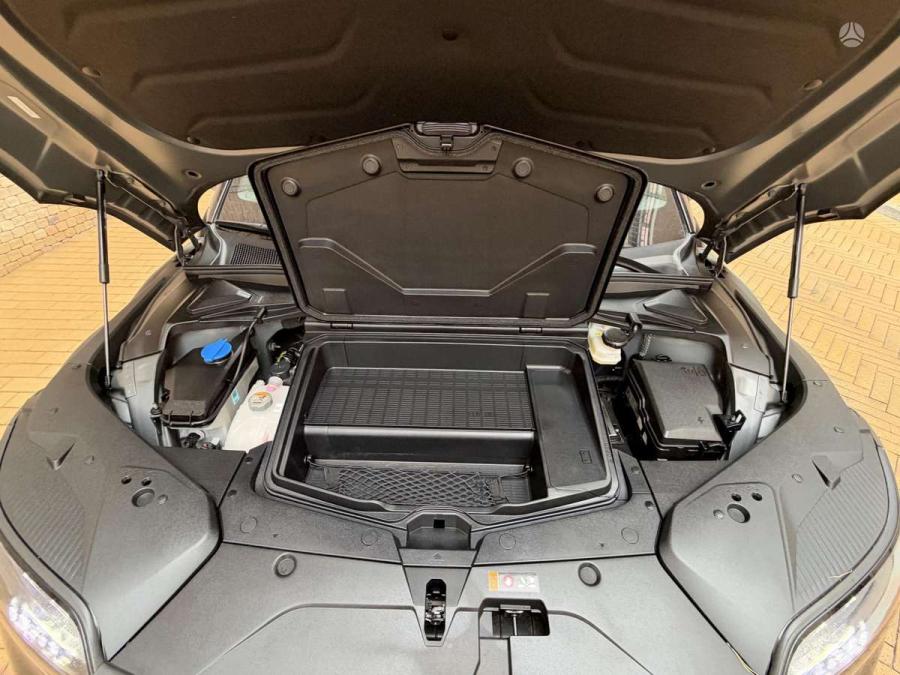 Grey Genesis GV60 2023 in Vilnius, with an engine capacity of 0.00 L and mileage of 54 thousand km for 32900 €, photo 10 on AUTOMOTO.COM.LV