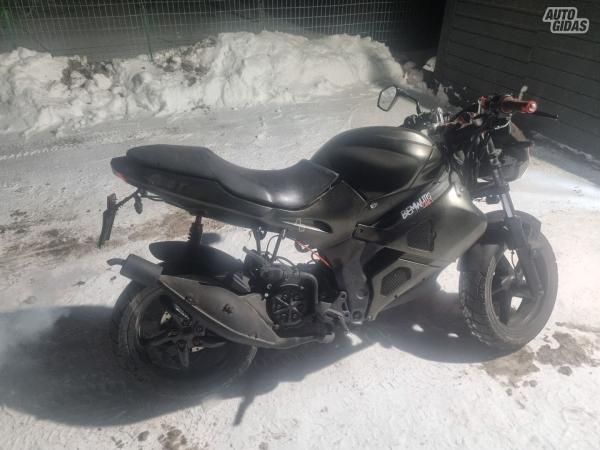 Gilera DNA 2005 Klaipėda, ar dzinēja tilpumu 0.00 L un nobraukumu 0 tūkst. km par 900 €, foto 4 vietnē AUTOMOTO.COM.LV
