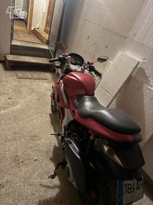 Sarkans Gilera DNA 2002 Kaišiadorys, ar dzinēja tilpumu 0.13 L un nobraukumu 0 tūkst. km par 950 €, foto 3 vietnē AUTOMOTO.COM.LV