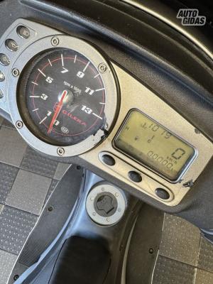 Black Gilera Runner 2008 in Mazeikiai, with an engine capacity of 0.05 L and mileage of 0 thousand km for 935 €, photo 11 on AUTOMOTO.COM.LV