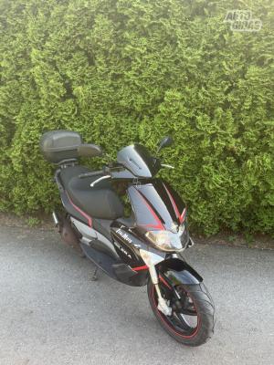 Black Gilera Runner 2010 in Kaunas, with an engine capacity of 0.05 L and mileage of 8 thousand km for 1050 €, photo  on AUTOMOTO.COM.LV