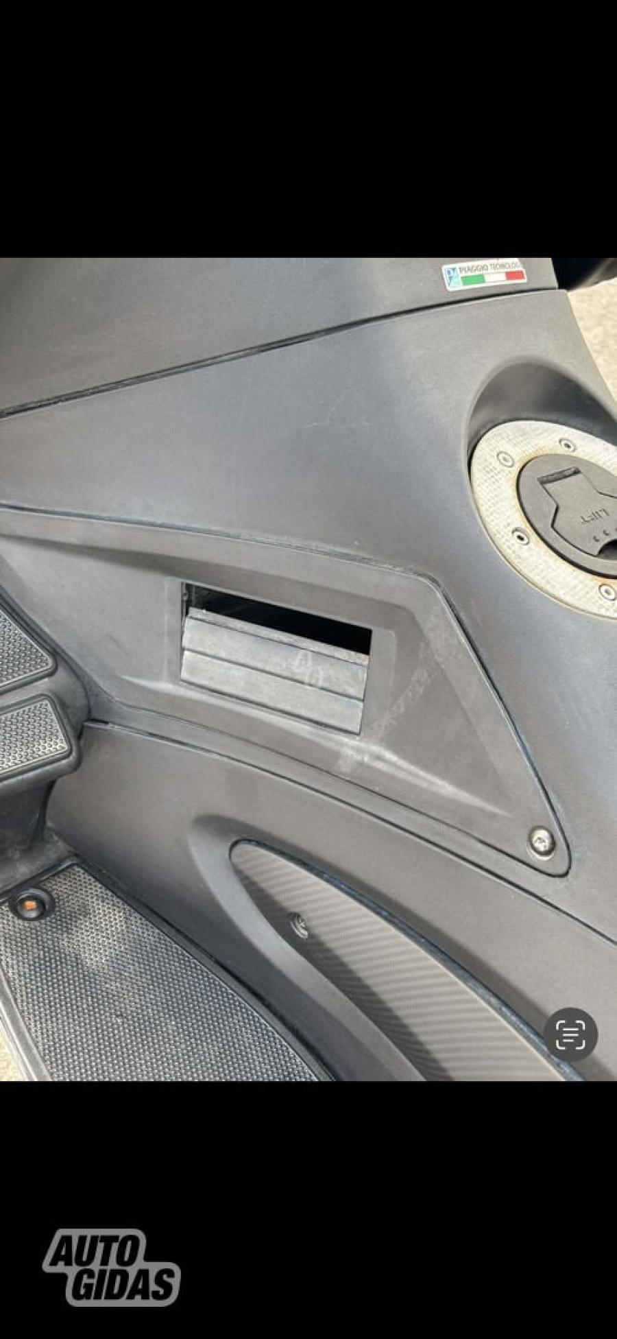 Melns Gilera Runner 2012 Klaipėda, ar dzinēja tilpumu 0.05 L un nobraukumu 10 tūkst. km par 800 €, foto 11 vietnē AUTOMOTO.COM.LV
