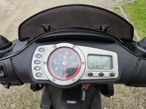 Melns Gilera Runner 2014 Šakiai, ar dzinēja tilpumu 0.05 L un nobraukumu 15 tūkst. km par 1900 €, foto 9 vietnē AUTOMOTO.COM.LV