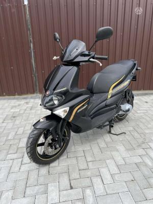Черный Gilera Runner 2016 в Каунас, объемом двигателя 49.00 л и пробегом 8 тыс. км за 1450 €, фото 3 на AUTOMOTO.COM.LV
