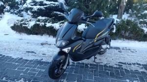 Melns Gilera Runner 2017 Vievis, ar dzinēja tilpumu 49.00 L un nobraukumu 3 tūkst. km par 1850 €, foto 2 vietnē AUTOMOTO.COM.LV