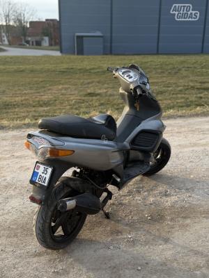 Grey Gilera Runner 2003 in Pasvalys, with an engine capacity of 0.05 L and mileage of 24 thousand km for 800 €, photo 5 on AUTOMOTO.COM.LV