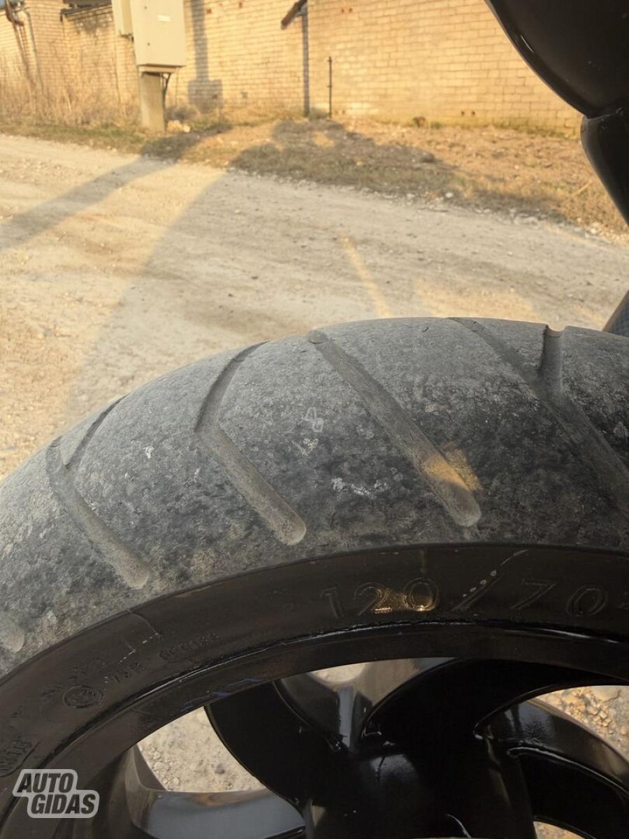 Grey Gilera Runner 2003 in Pasvalys, with an engine capacity of 0.05 L and mileage of 24 thousand km for 800 €, photo 9 on AUTOMOTO.COM.LV