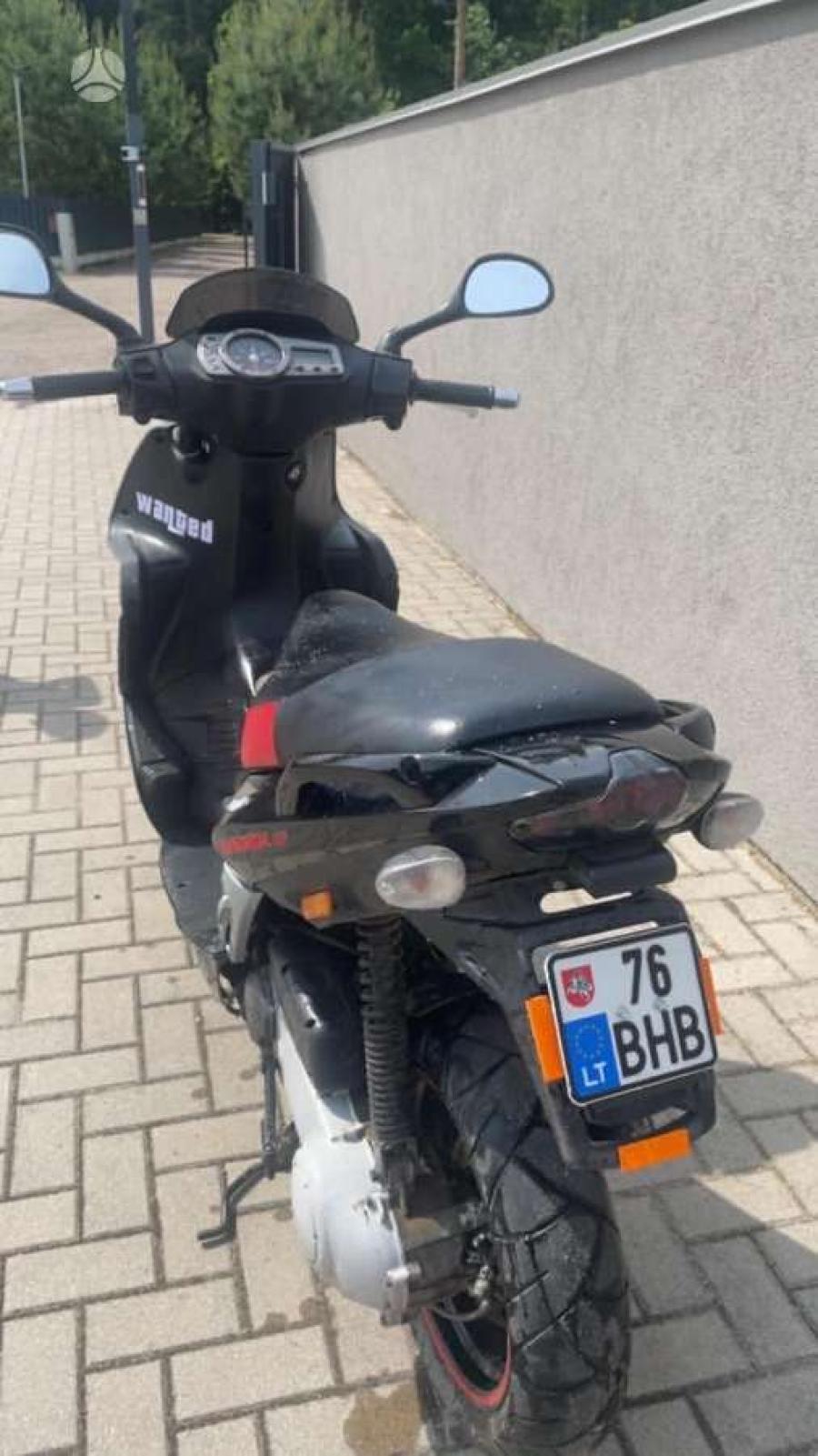 Pelēks Gilera Runner 2006 Mažeikiai, ar dzinēja tilpumu 0.00 L un nobraukumu 2 tūkst. km par 880 €, foto 7 vietnē AUTOMOTO.COM.LV