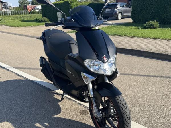 Серый Gilera Runner 2010 в Шакяй, объемом двигателя 0.05 л и пробегом 14 тыс. км за 1200 €, фото 3 на AUTOMOTO.COM.LV