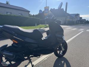 Серый Gilera Runner 2010 в Шакяй, объемом двигателя 0.05 л и пробегом 14 тыс. км за 1200 €, фото 4 на AUTOMOTO.COM.LV