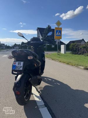 Серый Gilera Runner 2010 в Шакяй, объемом двигателя 0.05 л и пробегом 14 тыс. км за 1200 €, фото 5 на AUTOMOTO.COM.LV