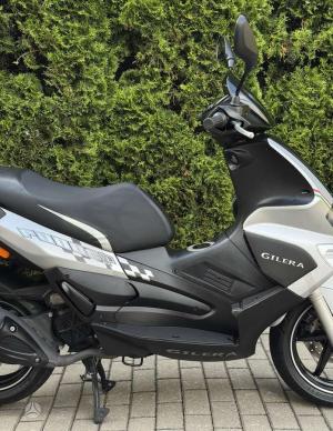 Grey Gilera Runner 2016 in Marijampole, with an engine capacity of 49.00 L and mileage of 13 thousand km for 1550 €, photo 8 on AUTOMOTO.COM.LV