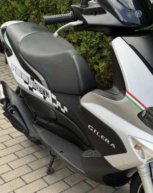 Grey Gilera Runner 2016 in Marijampole, with an engine capacity of 49.00 L and mileage of 13 thousand km for 1550 €, photo 12 on AUTOMOTO.COM.LV
