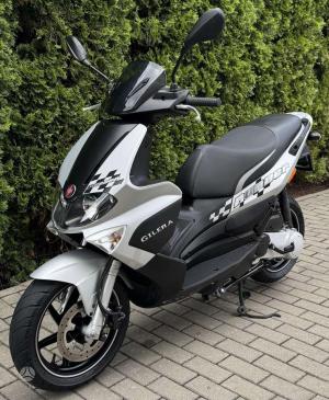 Grey Gilera Runner 2016 in Marijampole, with an engine capacity of 49.00 L and mileage of 13 thousand km for 1550 €, photo 26 on AUTOMOTO.COM.LV