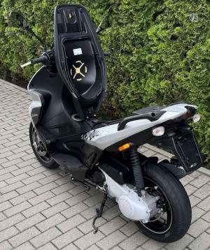 Grey Gilera Runner 2016 in Marijampole, with an engine capacity of 49.00 L and mileage of 13 thousand km for 1550 €, photo 42 on AUTOMOTO.COM.LV