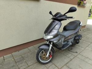 Gilera Runner 2004 Klaipėda, ar dzinēja tilpumu 0.12 L un nobraukumu 12 tūkst. km par 1100 €, foto  vietnē AUTOMOTO.COM.LV