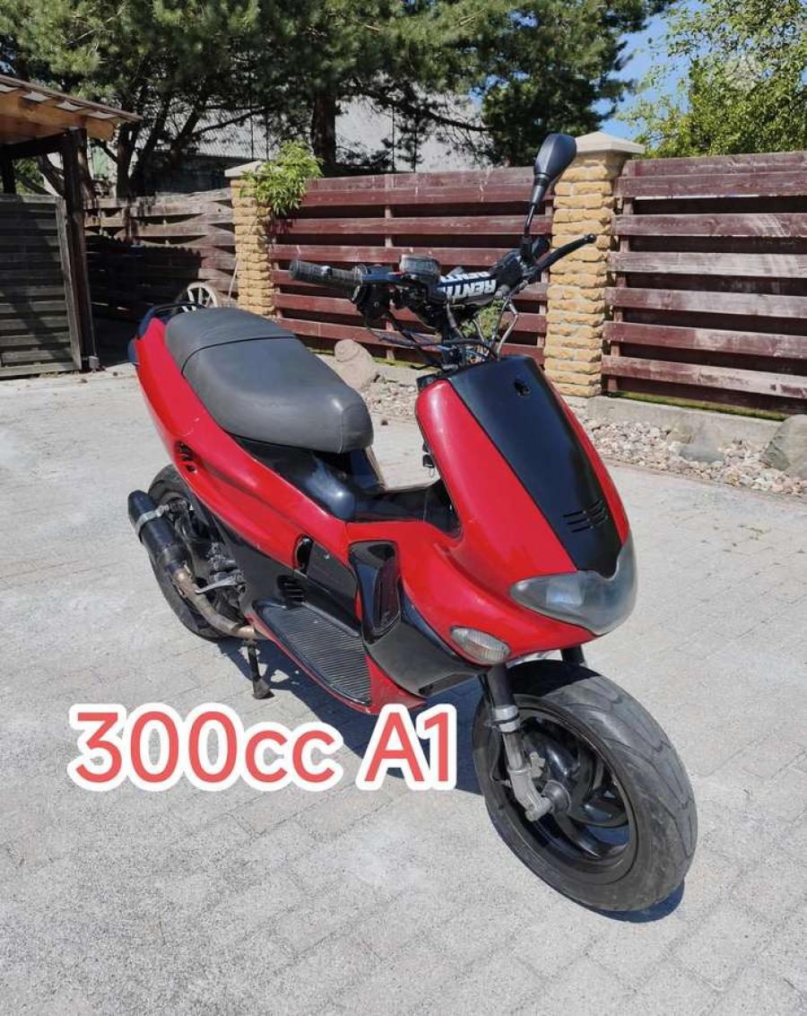 Gilera Runner 2004 Klaipėda, ar dzinēja tilpumu 0.13 L un nobraukumu 1 tūkst. km par 1100 €, foto 1 vietnē AUTOMOTO.COM.LV