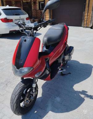 Gilera Runner 2004 Klaipėda, ar dzinēja tilpumu 0.13 L un nobraukumu 1 tūkst. km par 1100 €, foto 3 vietnē AUTOMOTO.COM.LV