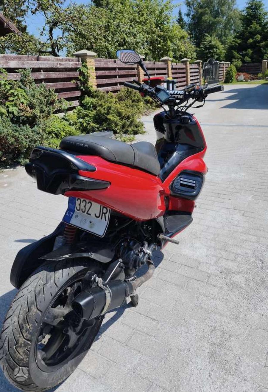Gilera Runner 2004 Klaipėda, ar dzinēja tilpumu 0.13 L un nobraukumu 1 tūkst. km par 1100 €, foto 5 vietnē AUTOMOTO.COM.LV