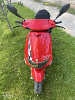 Gilera Runner 2005 Viļņa, ar dzinēja tilpumu 0.00 L un nobraukumu 0 tūkst. km par 850 €, foto 3 vietnē AUTOMOTO.COM.LV