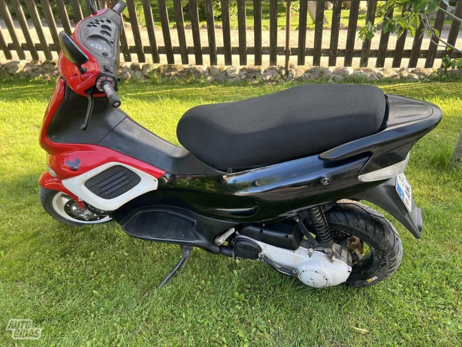 Gilera Runner 2005 Viļņa, ar dzinēja tilpumu 0.00 L un nobraukumu 0 tūkst. km par 850 €, foto 4 vietnē AUTOMOTO.COM.LV