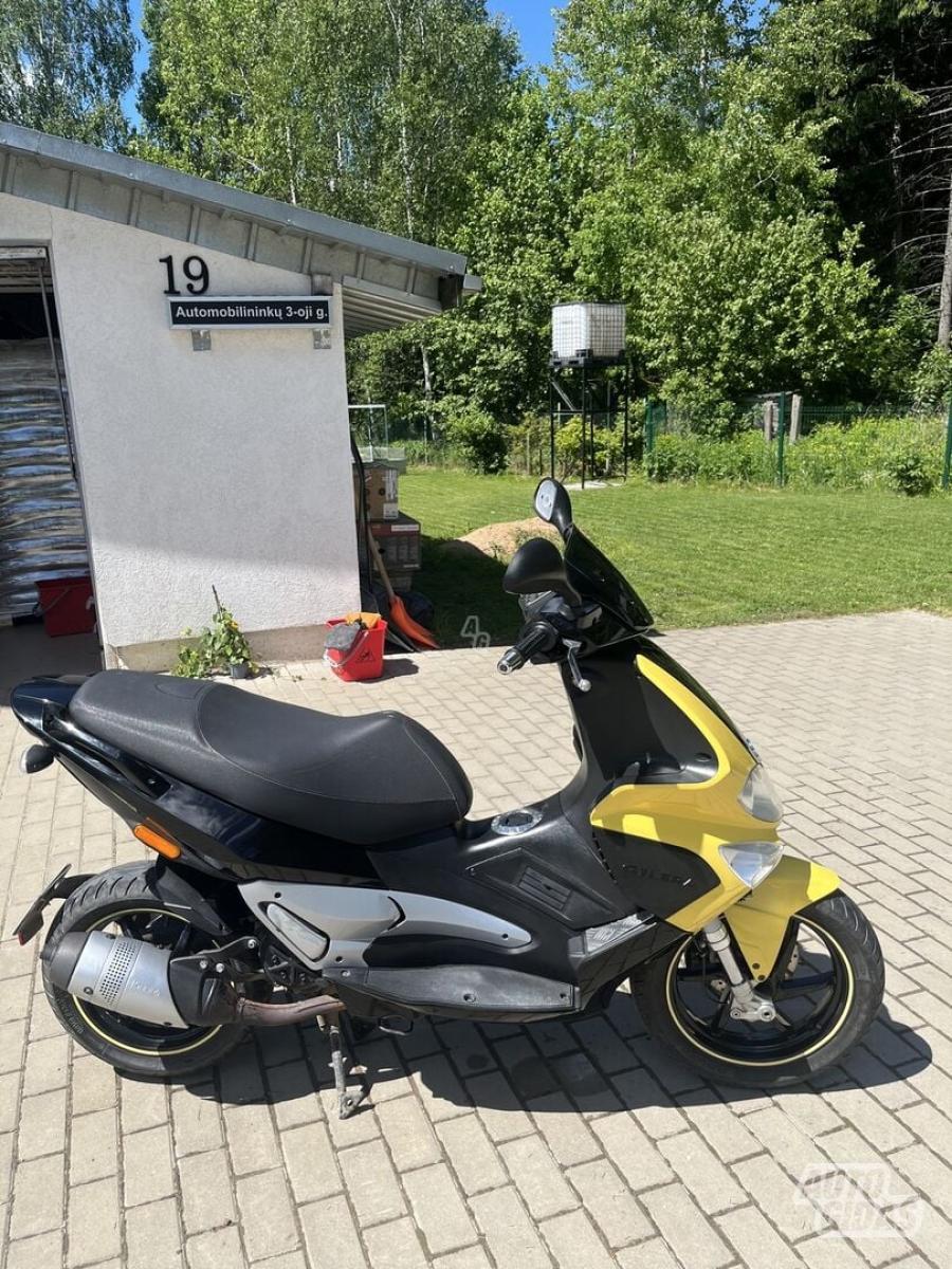 Gilera Runner 2006 Viļņa, ar dzinēja tilpumu 0.00 L un nobraukumu 0 tūkst. km par 1150 €, foto 3 vietnē AUTOMOTO.COM.LV